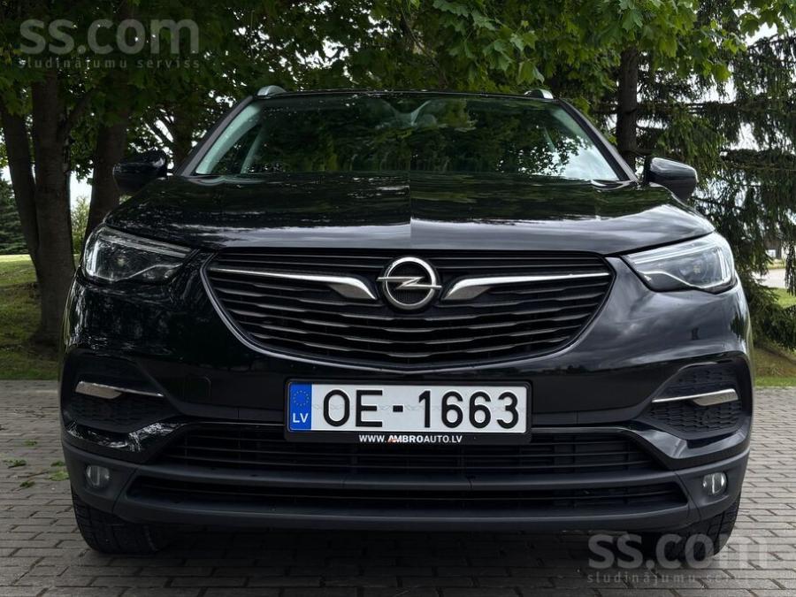 Melns Opel Grandland X 2017 Tukums, ar dzinēja tilpumu 1.60 L un nobraukumu 255 tūkst. km par 8500 €, foto 8 vietnē AUTOMOTO.COM.LV