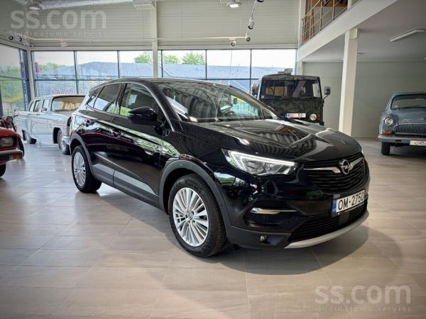 Melns Opel Grandland X 2018 Dobele, ar dzinēja tilpumu 1.20 L un nobraukumu 177 tūkst. km par 12750 €, foto 1 vietnē AUTOMOTO.COM.LV