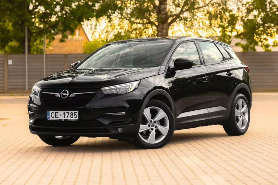 Melns Opel Grandland X 2018 Jelgava, ar dzinēja tilpumu 1.60 L un nobraukumu 155 tūkst. km par 11900 €, foto 1 vietnē AUTOMOTO.COM.LV