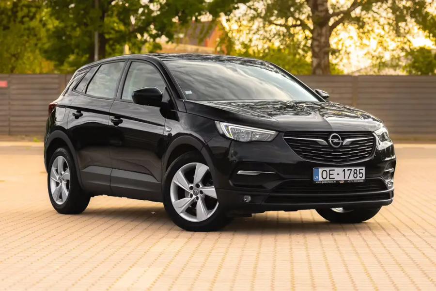 Melns Opel Grandland X 2018 Jelgava, ar dzinēja tilpumu 1.60 L un nobraukumu 155 tūkst. km par 11900 €, foto 3 vietnē AUTOMOTO.COM.LV