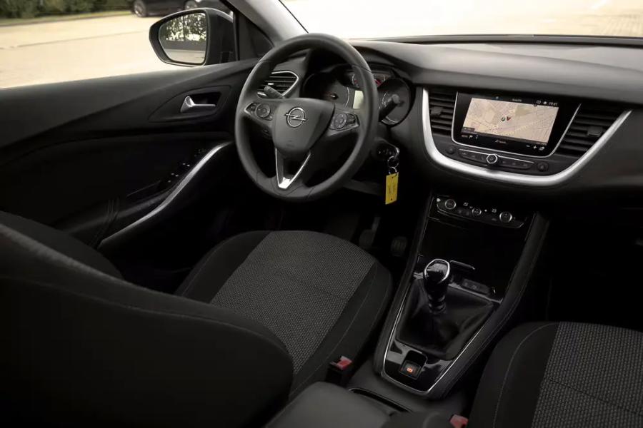 Melns Opel Grandland X 2018 Jelgava, ar dzinēja tilpumu 1.60 L un nobraukumu 155 tūkst. km par 11900 €, foto 9 vietnē AUTOMOTO.COM.LV