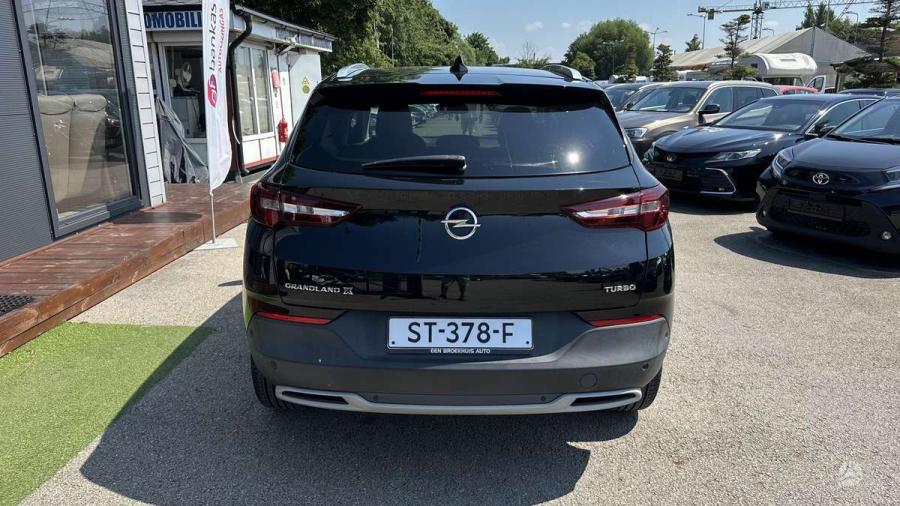 Черный Опель Grandland X 2018 в Клайпеда, объемом двигателя 1.20 л и пробегом 195 тыс. км за 9500 €, фото 5 на AUTOMOTO.COM.LV