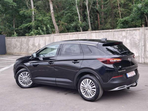Черный Опель Grandland X 2018 в Вильнюс, объемом двигателя 1.56 л и пробегом 234 тыс. км за 10900 €, фото 6 на AUTOMOTO.COM.LV