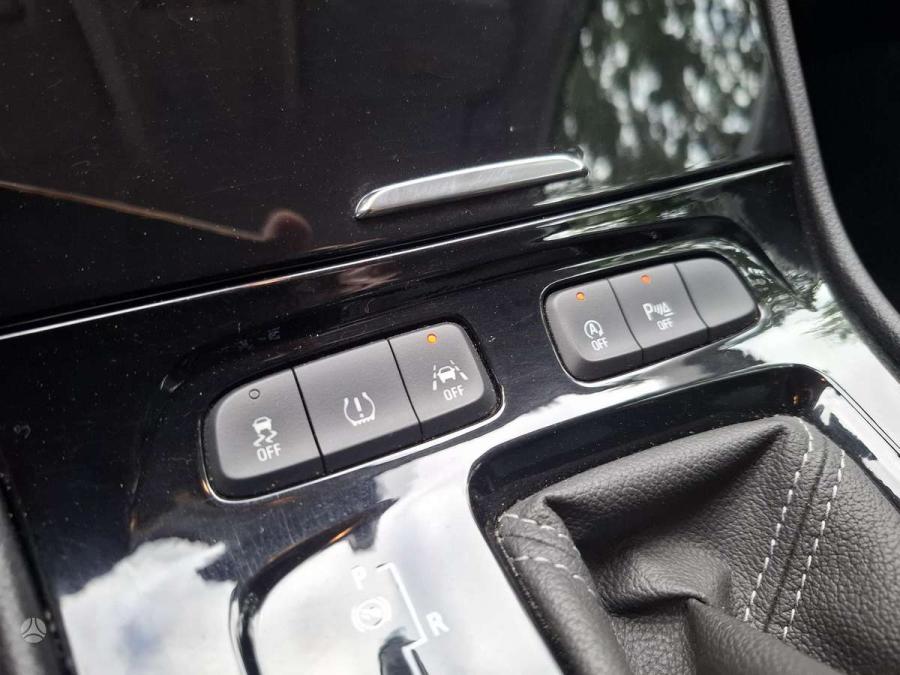 Черный Опель Grandland X 2018 в Вильнюс, объемом двигателя 1.56 л и пробегом 234 тыс. км за 10900 €, фото 17 на AUTOMOTO.COM.LV