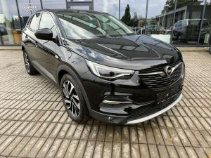 Black Opel Grandland X 2018 in Kaunas, with an engine capacity of 1.20 L and mileage of 145 thousand km for 10800 €, photo 3 on AUTOMOTO.COM.LV