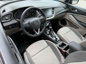 Black Opel Grandland X 2018 in Kaunas, with an engine capacity of 1.20 L and mileage of 145 thousand km for 10800 €, photo 7 on AUTOMOTO.COM.LV