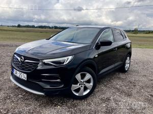 Black Opel Grandland X 2018 in Talsi, with an engine capacity of 1.60 L and mileage of 162 thousand km for 12500 €, photo 8 on AUTOMOTO.COM.LV