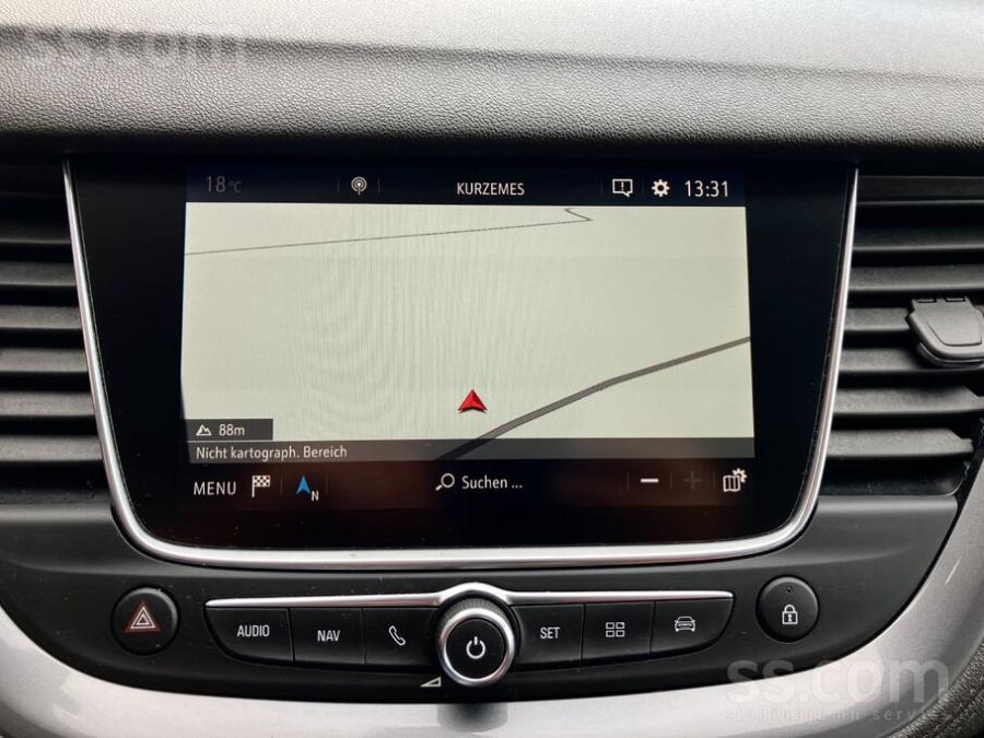 Black Opel Grandland X 2018 in Talsi, with an engine capacity of 1.60 L and mileage of 162 thousand km for 12500 €, photo 13 on AUTOMOTO.COM.LV