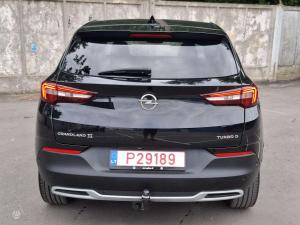 Black Opel Grandland X 2018 in Vilnius, with an engine capacity of 1.56 L and mileage of 234 thousand km for 10700 €, photo 10 on AUTOMOTO.COM.LV