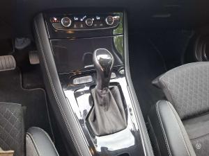 Black Opel Grandland X 2018 in Vilnius, with an engine capacity of 1.56 L and mileage of 234 thousand km for 10700 €, photo 18 on AUTOMOTO.COM.LV