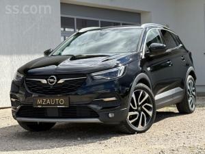 Black Opel Grandland X 2018 in Tukums, with an engine capacity of 2.00 L and mileage of 189 thousand km for 14299 €, photo 3 on AUTOMOTO.COM.LV