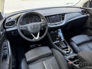 Black Opel Grandland X 2018 in Tukums, with an engine capacity of 2.00 L and mileage of 189 thousand km for 14299 €, photo 7 on AUTOMOTO.COM.LV