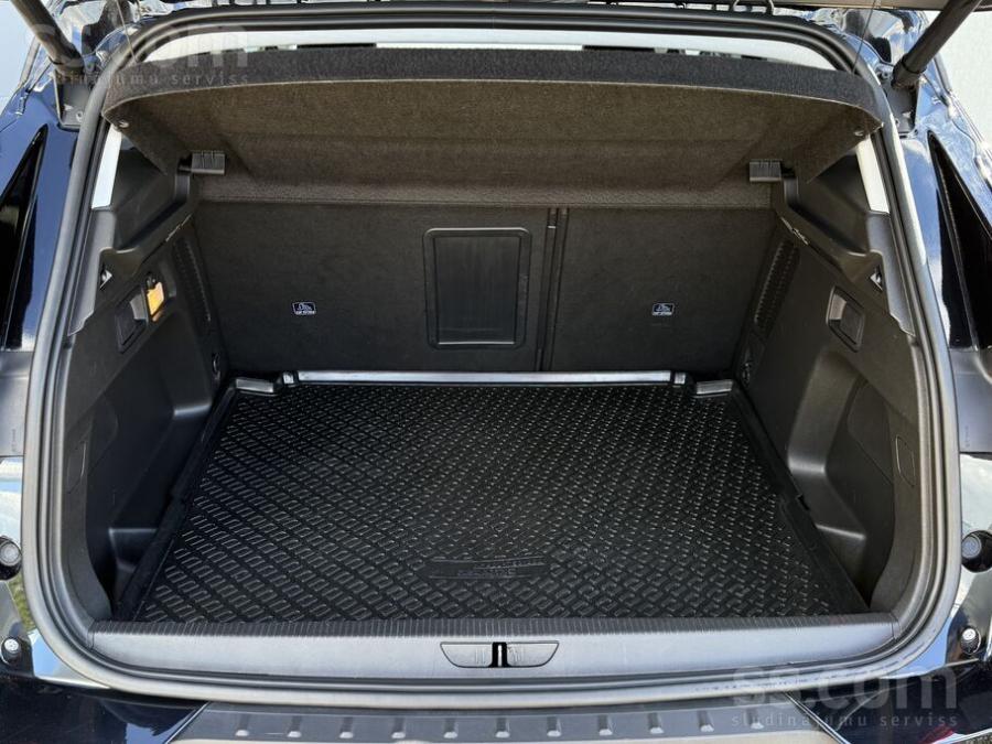 Black Opel Grandland X 2018 in Tukums, with an engine capacity of 2.00 L and mileage of 189 thousand km for 14299 €, photo 26 on AUTOMOTO.COM.LV
