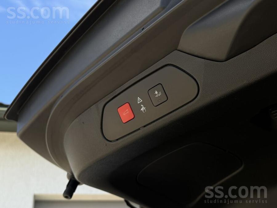 Black Opel Grandland X 2018 in Tukums, with an engine capacity of 2.00 L and mileage of 189 thousand km for 14299 €, photo 28 on AUTOMOTO.COM.LV
