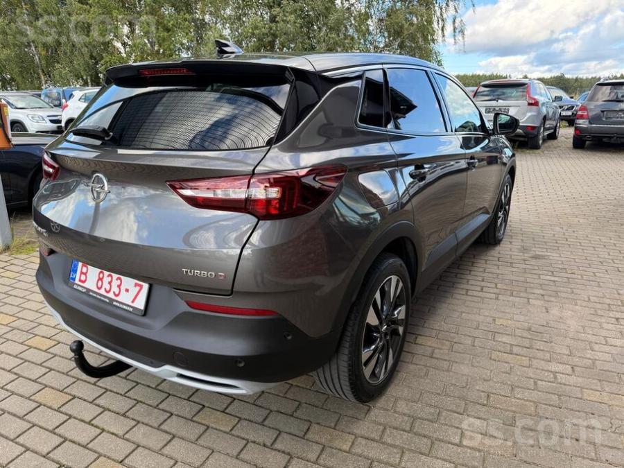 Melns Opel Grandland X 2018 Talsi, ar dzinēja tilpumu 2.00 L un nobraukumu 152 tūkst. km par 14970 €, foto 8 vietnē AUTOMOTO.COM.LV
