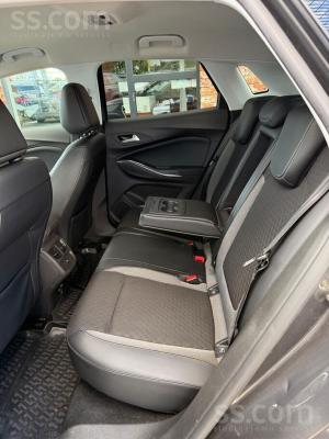 Melns Opel Grandland X 2018 Talsi, ar dzinēja tilpumu 2.00 L un nobraukumu 152 tūkst. km par 14970 €, foto 18 vietnē AUTOMOTO.COM.LV