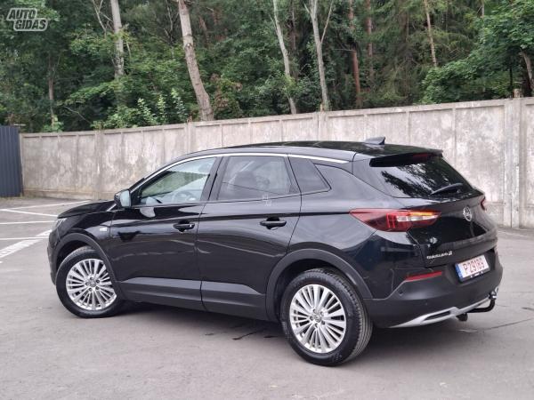 Черный Опель Grandland X 2018 в Вильнюс, объемом двигателя 1.60 л и пробегом 233 тыс. км за 10600 €, фото 3 на AUTOMOTO.COM.LV