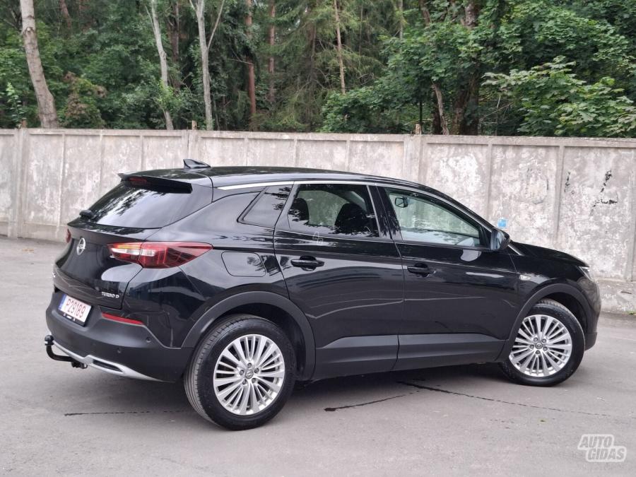 Черный Опель Grandland X 2018 в Вильнюс, объемом двигателя 1.60 л и пробегом 233 тыс. км за 10600 €, фото 6 на AUTOMOTO.COM.LV