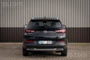 Черный Опель Grandland X 2018 в Талси, объемом двигателя 1.60 л и пробегом 222 тыс. км за 9950 €, фото 6 на AUTOMOTO.COM.LV