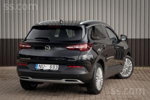 Черный Опель Grandland X 2018 в Талси, объемом двигателя 1.60 л и пробегом 222 тыс. км за 9950 €, фото 8 на AUTOMOTO.COM.LV