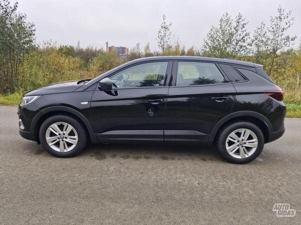 Черный Опель Grandland X 2018 в Тельшяй, объемом двигателя 1.20 л и пробегом 178 тыс. км за 7450 €, фото 4 на AUTOMOTO.COM.LV