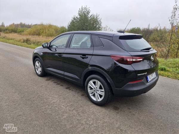 Черный Опель Grandland X 2018 в Тельшяй, объемом двигателя 1.20 л и пробегом 178 тыс. км за 7450 €, фото 5 на AUTOMOTO.COM.LV