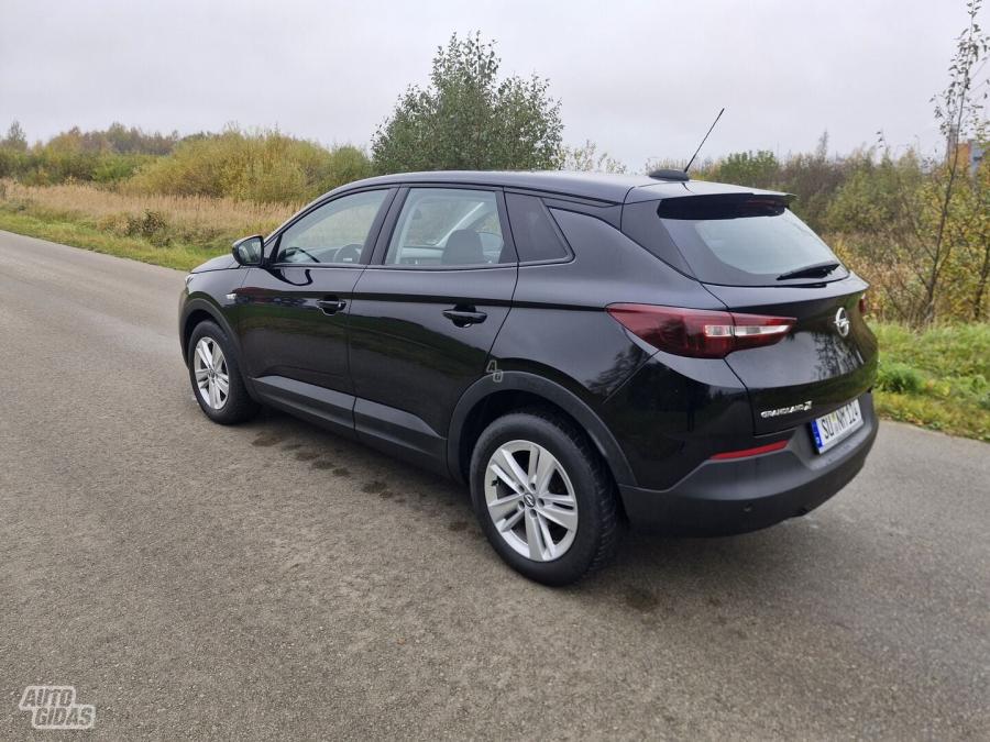 Черный Опель Grandland X 2018 в Тельшяй, объемом двигателя 1.20 л и пробегом 178 тыс. км за 7450 €, фото 5 на AUTOMOTO.COM.LV