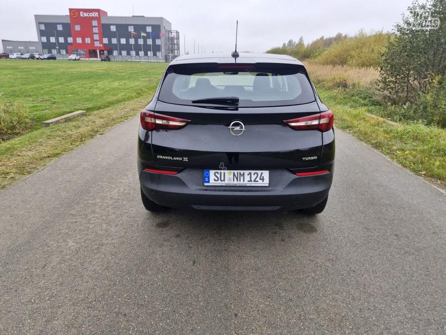 Черный Опель Grandland X 2018 в Тельшяй, объемом двигателя 1.20 л и пробегом 178 тыс. км за 7450 €, фото 6 на AUTOMOTO.COM.LV