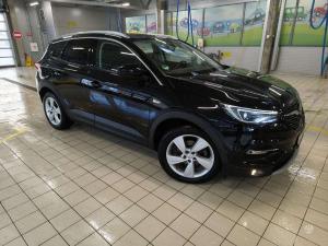 Black Opel Grandland X 2019 in Vilnius, with an engine capacity of 2.00 L and mileage of 128 thousand km for 11950 €, photo 2 on AUTOMOTO.COM.LV