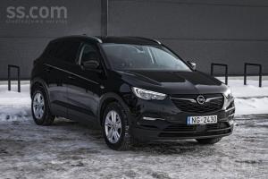 Black Opel Grandland X 2019 in Riga, with an engine capacity of 1.50 L and mileage of 0 thousand km for 11500 €, photo 3 on AUTOMOTO.COM.LV