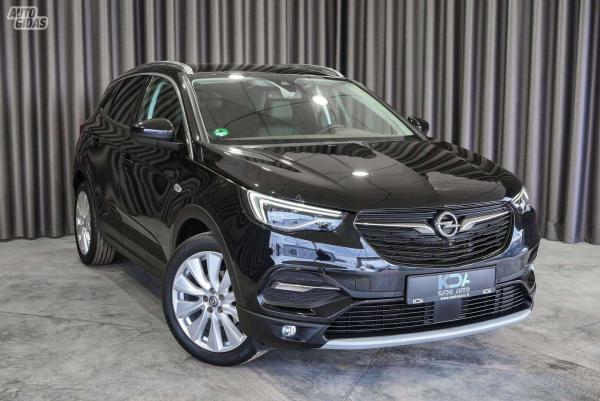 Black Opel Grandland X 2019 in Marijampole, with an engine capacity of 1.60 L and mileage of 167 thousand km for 13450 €, photo 2 on AUTOMOTO.COM.LV