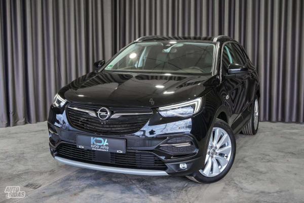 Black Opel Grandland X 2019 in Marijampole, with an engine capacity of 1.60 L and mileage of 167 thousand km for 13450 €, photo 4 on AUTOMOTO.COM.LV