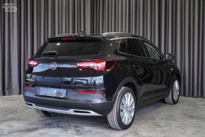 Black Opel Grandland X 2019 in Marijampole, with an engine capacity of 1.60 L and mileage of 167 thousand km for 13450 €, photo 12 on AUTOMOTO.COM.LV