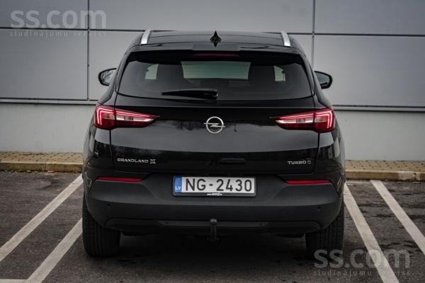 Melns Opel Grandland X 2019 Rīga, ar dzinēja tilpumu 1.50 L un nobraukumu 176 tūkst. km par 11500 €, foto 5 vietnē AUTOMOTO.COM.LV