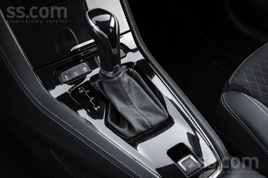 Melns Opel Grandland X 2019 Rīga, ar dzinēja tilpumu 1.50 L un nobraukumu 176 tūkst. km par 11500 €, foto 25 vietnē AUTOMOTO.COM.LV