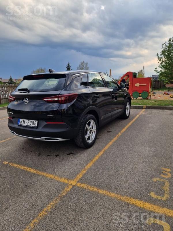 Melns Opel Grandland X 2019 Rīga, ar dzinēja tilpumu 1.20 L un nobraukumu 143 tūkst. km par 9490 €, foto 3 vietnē AUTOMOTO.COM.LV