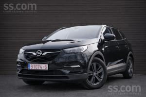 Melns Opel Grandland X 2019 Rīga, ar dzinēja tilpumu 1.20 L un nobraukumu 192 tūkst. km par 11890 €, foto  vietnē AUTOMOTO.COM.LV
