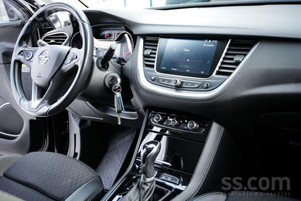Черный Опель Grandland X 2019 в Рига, объемом двигателя 1.20 л и пробегом 192 тыс. км за 11890 €, фото 5 на AUTOMOTO.COM.LV