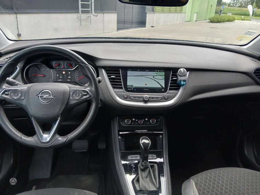 Black Opel Grandland X 2019 in Kaunas, with an engine capacity of 1.50 L and mileage of 135 thousand km for 11900 €, photo 15 on AUTOMOTO.COM.LV