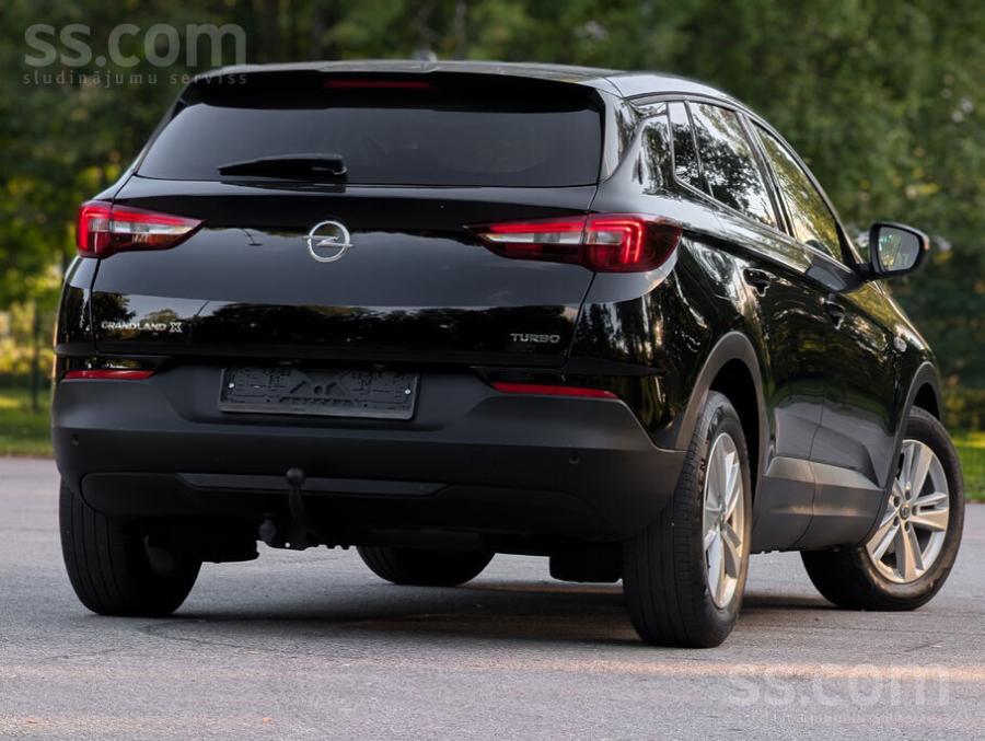 Melns Opel Grandland X 2019 Rīga, ar dzinēja tilpumu 1.20 L un nobraukumu 0 tūkst. km par 9990 €, foto 7 vietnē AUTOMOTO.COM.LV