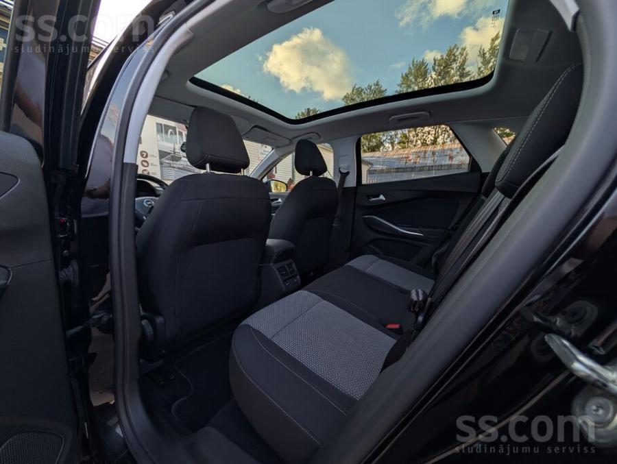 Melns Opel Grandland X 2019 Rīga, ar dzinēja tilpumu 1.20 L un nobraukumu 0 tūkst. km par 9990 €, foto 18 vietnē AUTOMOTO.COM.LV