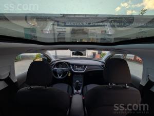 Melns Opel Grandland X 2019 Rīga, ar dzinēja tilpumu 1.20 L un nobraukumu 0 tūkst. km par 9990 €, foto 25 vietnē AUTOMOTO.COM.LV