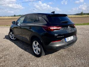 Черный Опель Grandland X 2019 в Талси, объемом двигателя 1.50 л и пробегом 160 тыс. км за 12999 €, фото 6 на AUTOMOTO.COM.LV