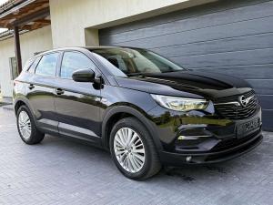 Black Opel Grandland X 2019 in Utena, with an engine capacity of 1.20 L and mileage of 169 thousand km for 7990 €, photo 6 on AUTOMOTO.COM.LV