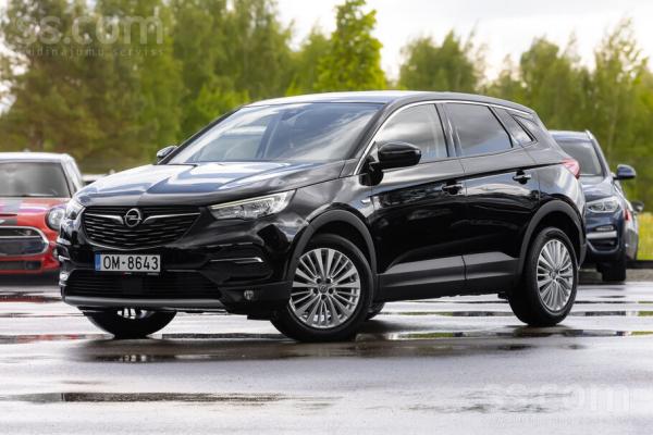 Черный Опель Grandland X 2019 в Елгава, объемом двигателя 1.20 л и пробегом 133 тыс. км за 8950 €, фото 5 на AUTOMOTO.COM.LV