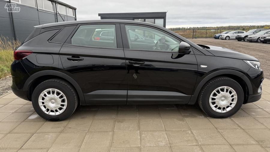 Melns Opel Grandland X 2019 Giraitė, ar dzinēja tilpumu 1.20 L un nobraukumu 213 tūkst. km par 7800 €, foto 5 vietnē AUTOMOTO.COM.LV