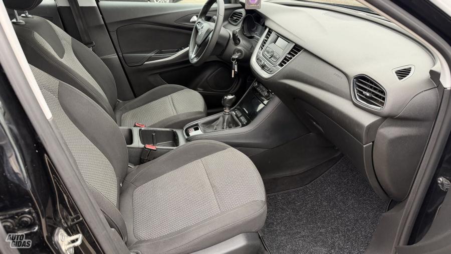 Melns Opel Grandland X 2019 Giraitė, ar dzinēja tilpumu 1.20 L un nobraukumu 213 tūkst. km par 7800 €, foto 14 vietnē AUTOMOTO.COM.LV
