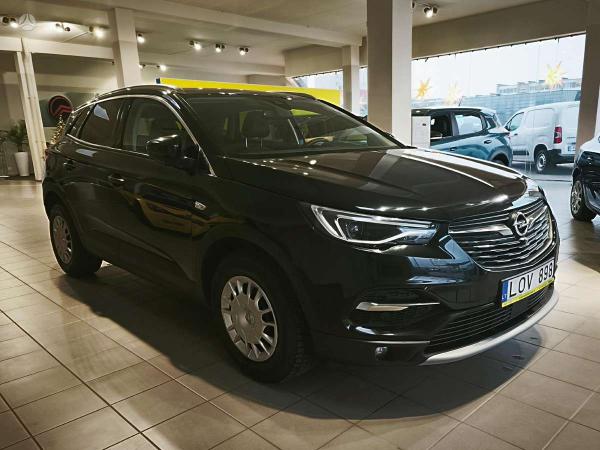 Melns Opel Grandland X 2020 Klaipėda, ar dzinēja tilpumu 1.50 L un nobraukumu 86 tūkst. km par 12500 €, foto 5 vietnē AUTOMOTO.COM.LV