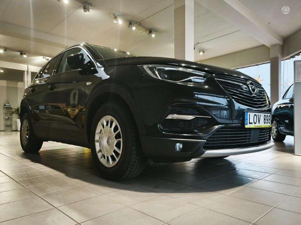 Melns Opel Grandland X 2020 Klaipėda, ar dzinēja tilpumu 1.50 L un nobraukumu 86 tūkst. km par 12500 €, foto 6 vietnē AUTOMOTO.COM.LV