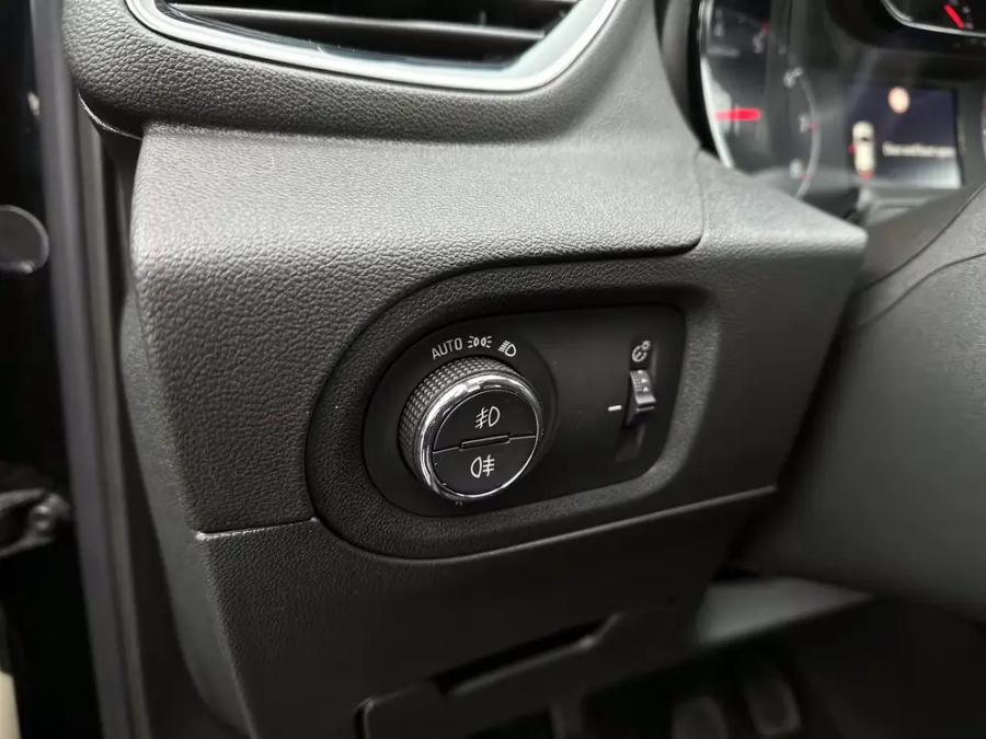 Melns Opel Grandland X 2020 Rīga, ar dzinēja tilpumu 1.20 L un nobraukumu 90 tūkst. km par 11500 €, foto 19 vietnē AUTOMOTO.COM.LV
